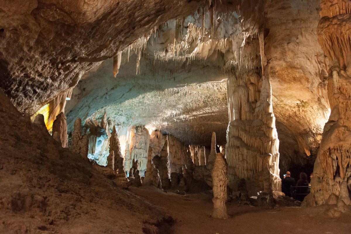 Le Grotte di Postumia e il Castello di Predjama | Verso Itaca
